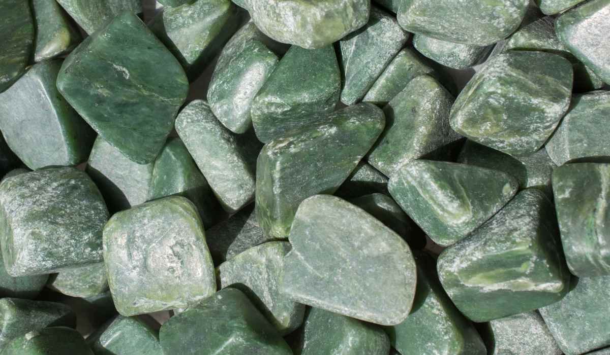 How To Tell If Jade Is Real? 5 Testing Methods To Find – Jewelnery